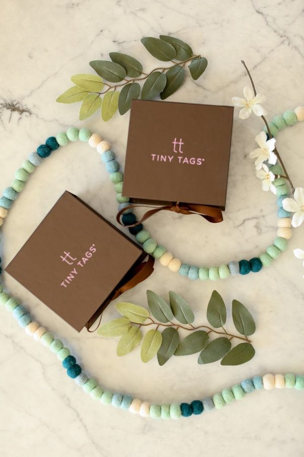 Tiny Tags for The Holidays