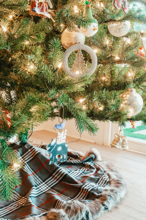 How to Update Your Christmas Decor Each Year - City Girl Gone Mom