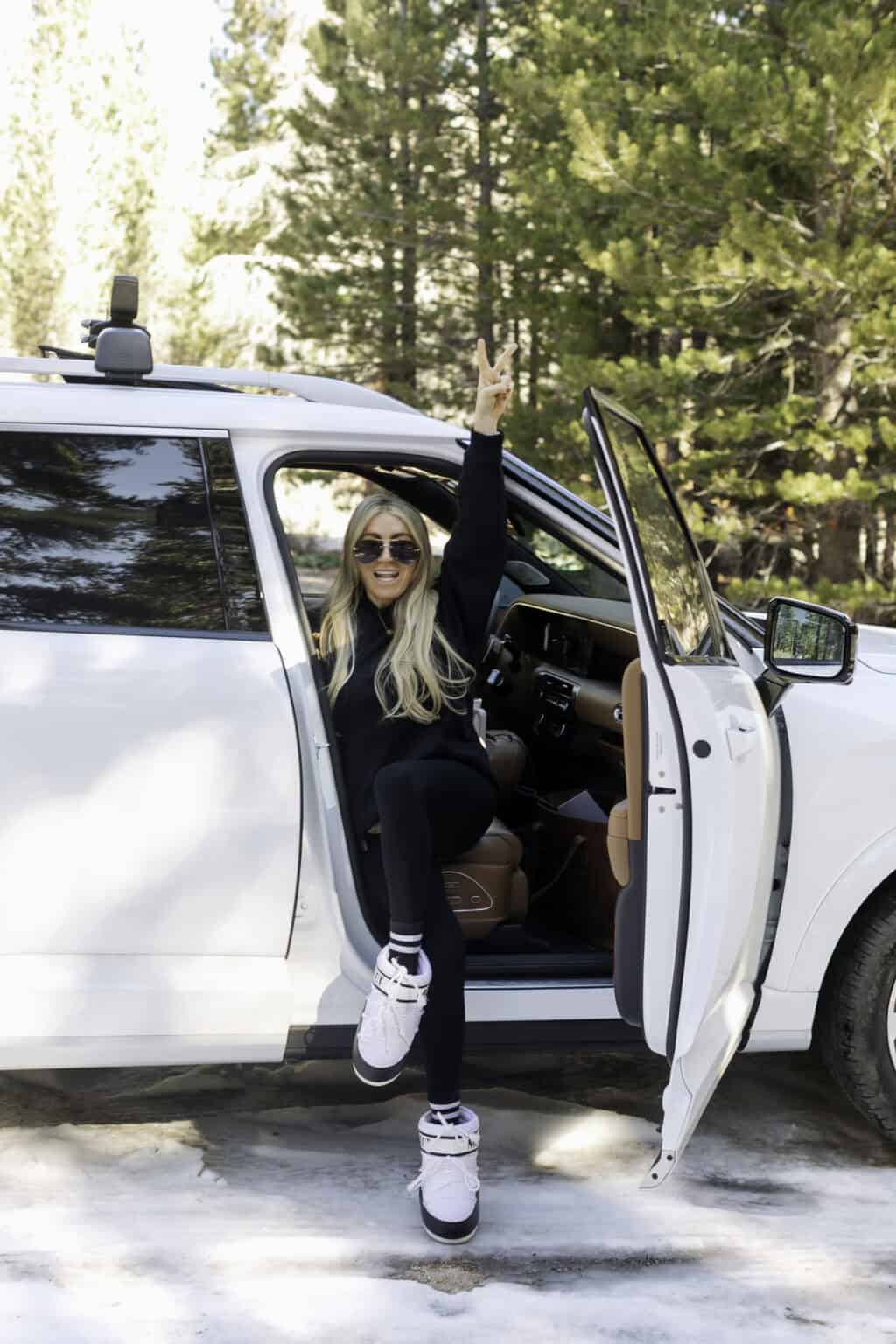 Dance Mom Survival Guide: The Inside Scoop on Competition Travel - City ...